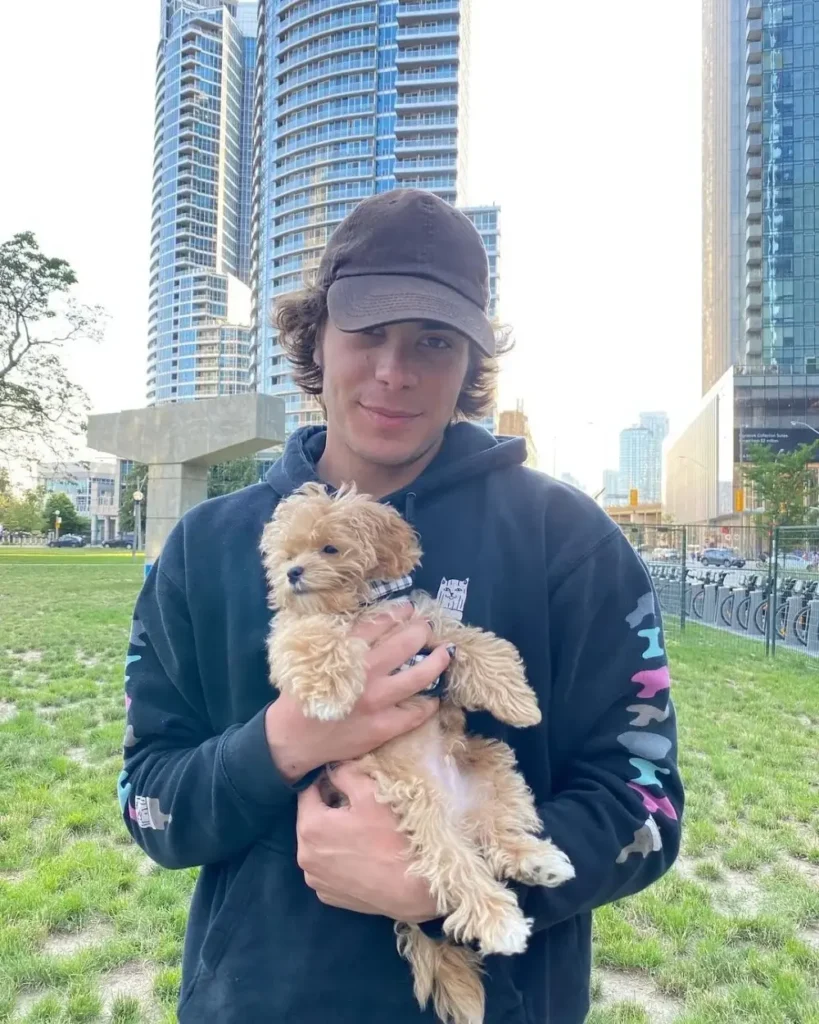 Pearce Joza Height, Age, Wife, Weight, Net Worth, Parents, Bio