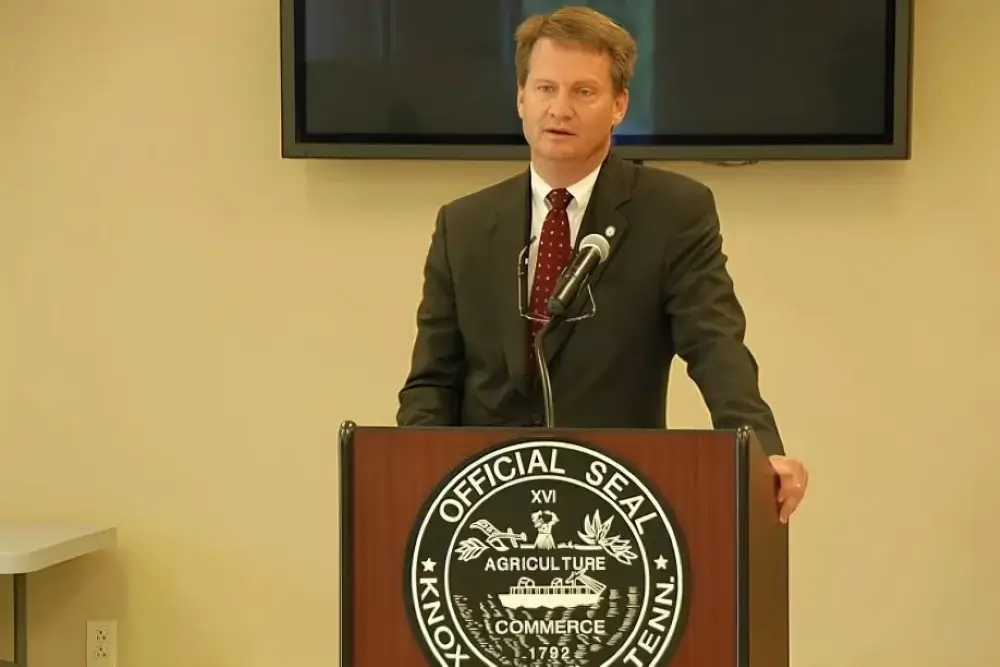 Tim Burchett New Wife, Age, Religion, Salary, Daughter, Wiki