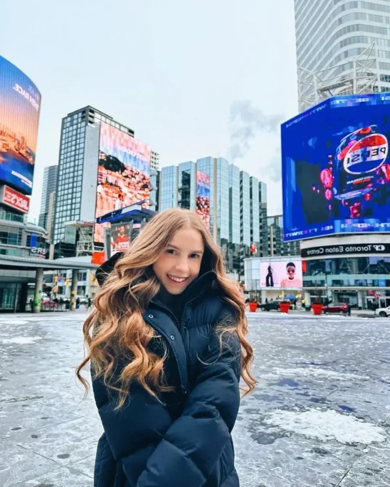 Ashley Rose Influencer Age, Height, Net Worth, Boyfriend