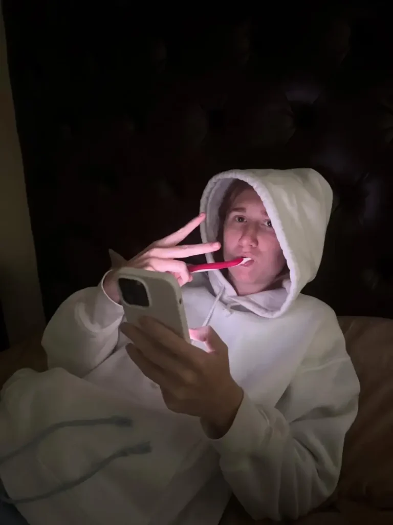 Katie B Streamer Age, Real Name, Height, Girlfriend, Net Worth