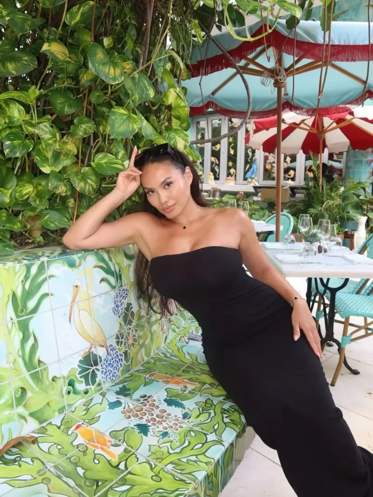 Jessica Bartlett Bio, Height, Age, Boyfriend, Net Worth, Family