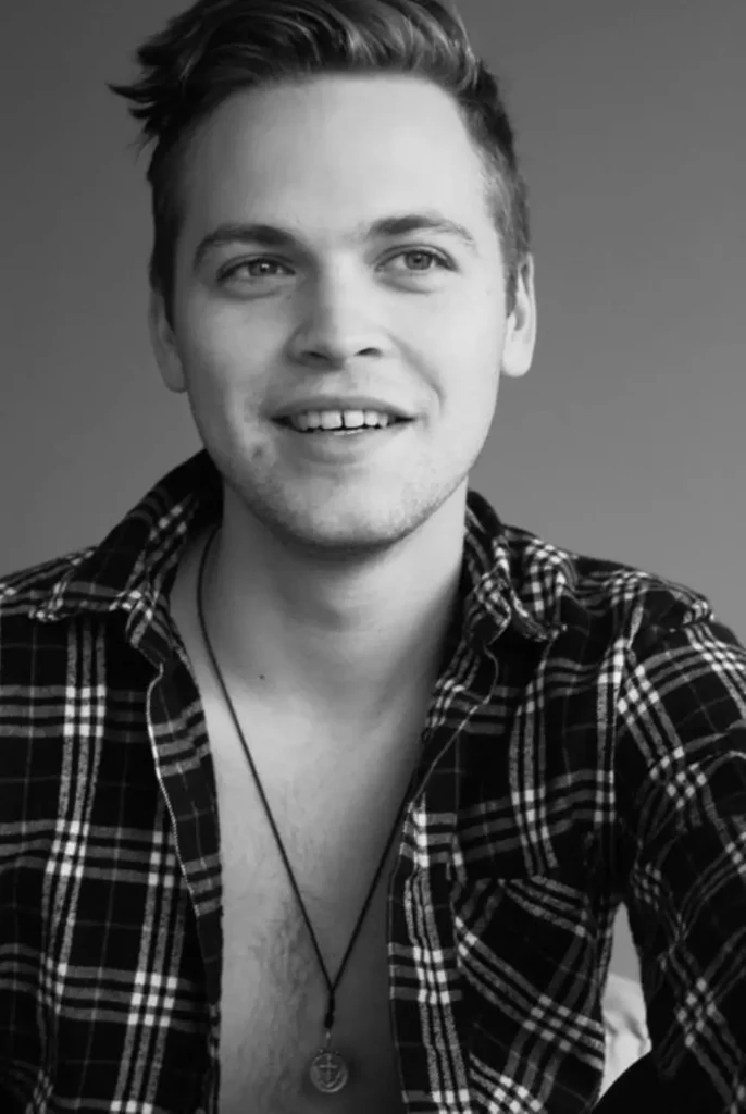 Alexander Calvert Wife, Age, Parents, Height, Ethnicity, Net Worth