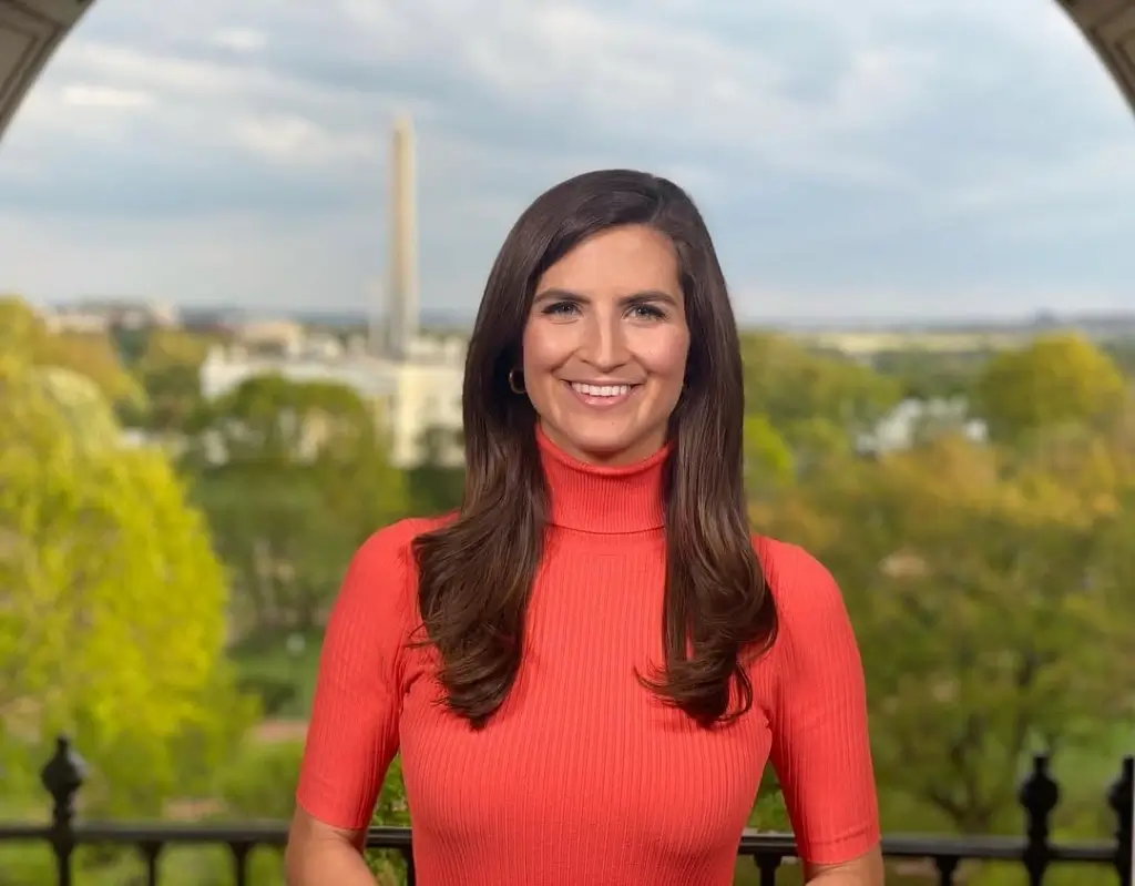 Kaitlan Collins Salary, Husband, Age, Net Worth, Height, Family, Bio